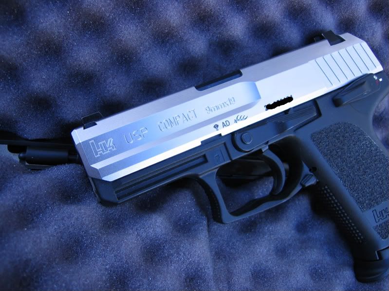 HK USP 9mm compact (stainless) with lots of accessories | BladeForums.com