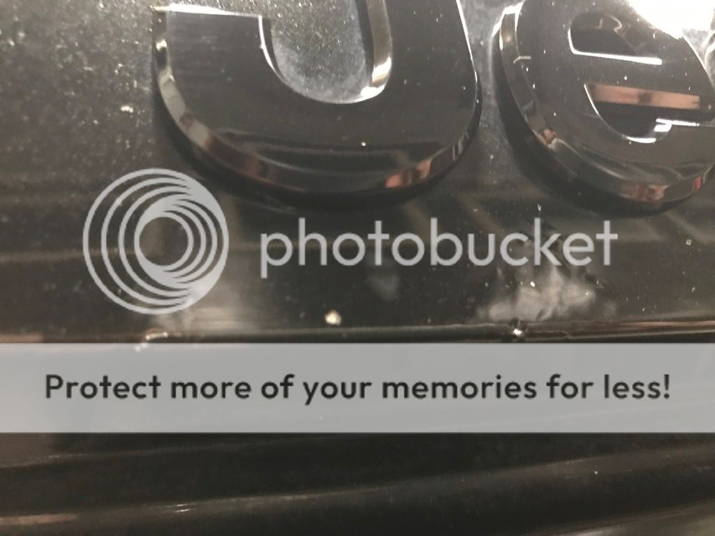 Rust on the Hood: 2014 WK2 | Cherokee SRT8 Forum